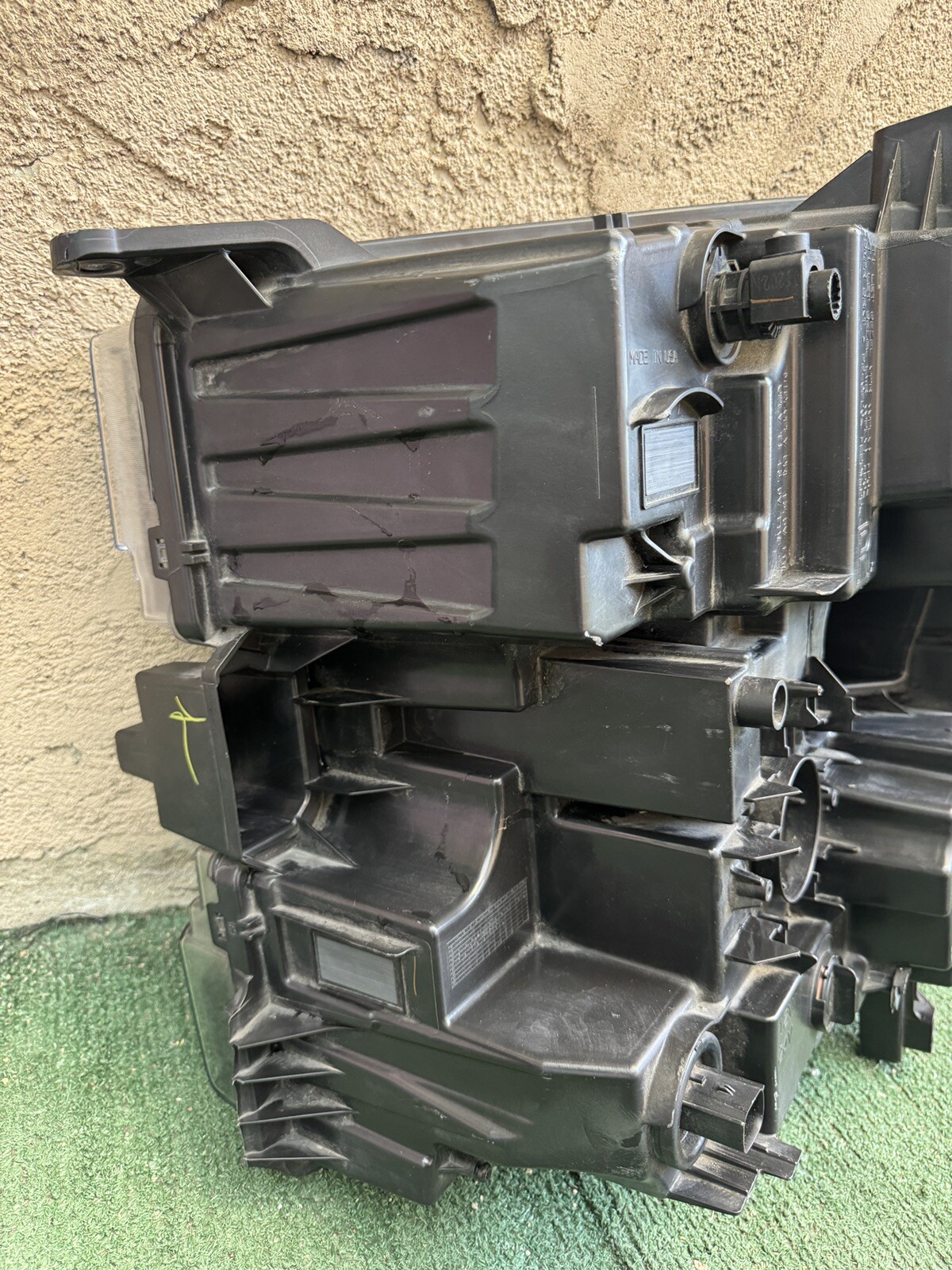 OEM Chevrolet Silverado 1500 Right Passenger Side LED Headlamp Tab ...