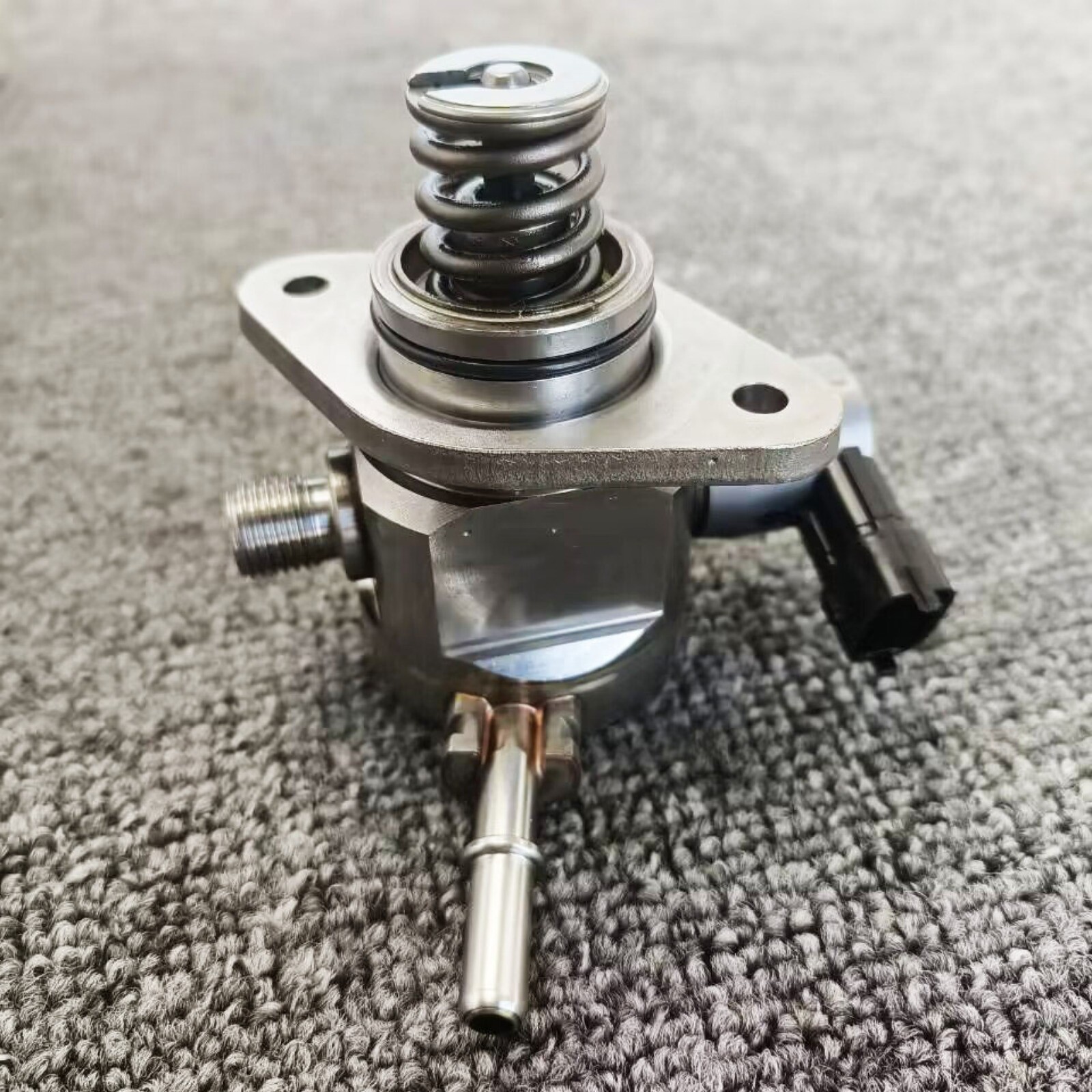 35320-2GTA0 High Pressure Fuel Pump For Hyundai Santa Fe Sport 2.0L ...