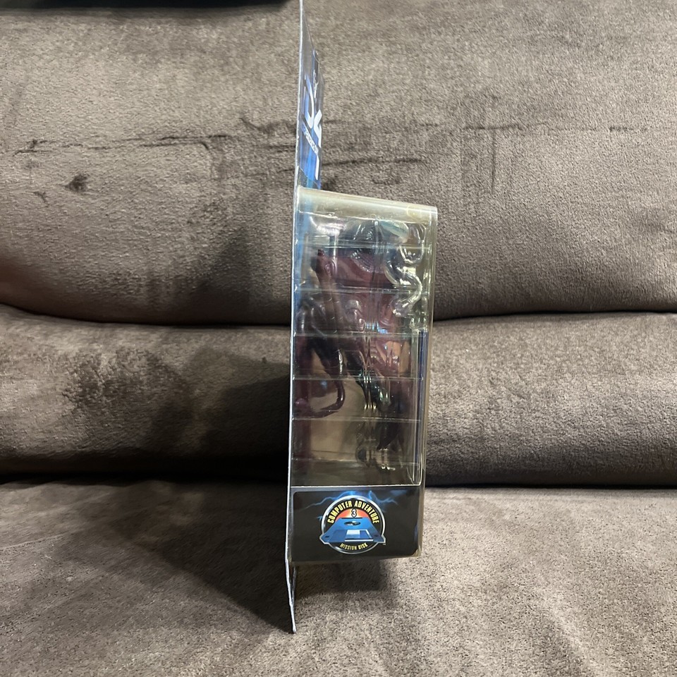 iD4 Alien Shocktrooper Action Figure - Independence Day 1996 ...