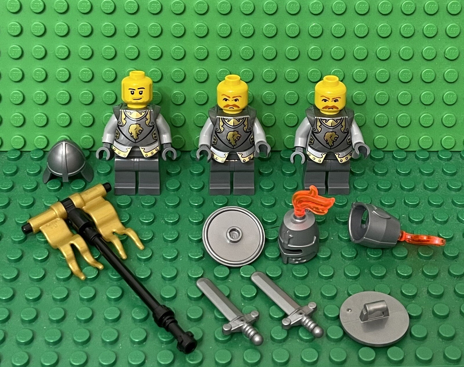 Lego 3 BAM Castle Knight Mini Figures W/ Lion Chestplate,flag Post ...