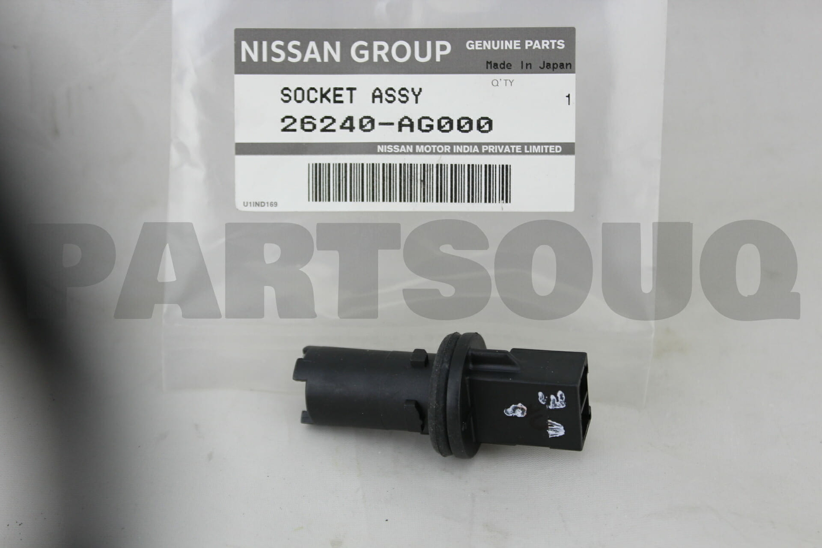 26240AG000 Genuine Nissan SOCKET ASSY-CLEARANCE LAMP 26240-AG000 ...