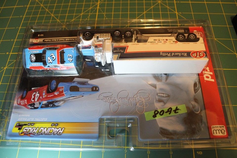 Auto World Richard Petty Racing Rigs HO Scale Slot Car SEALED | eBay