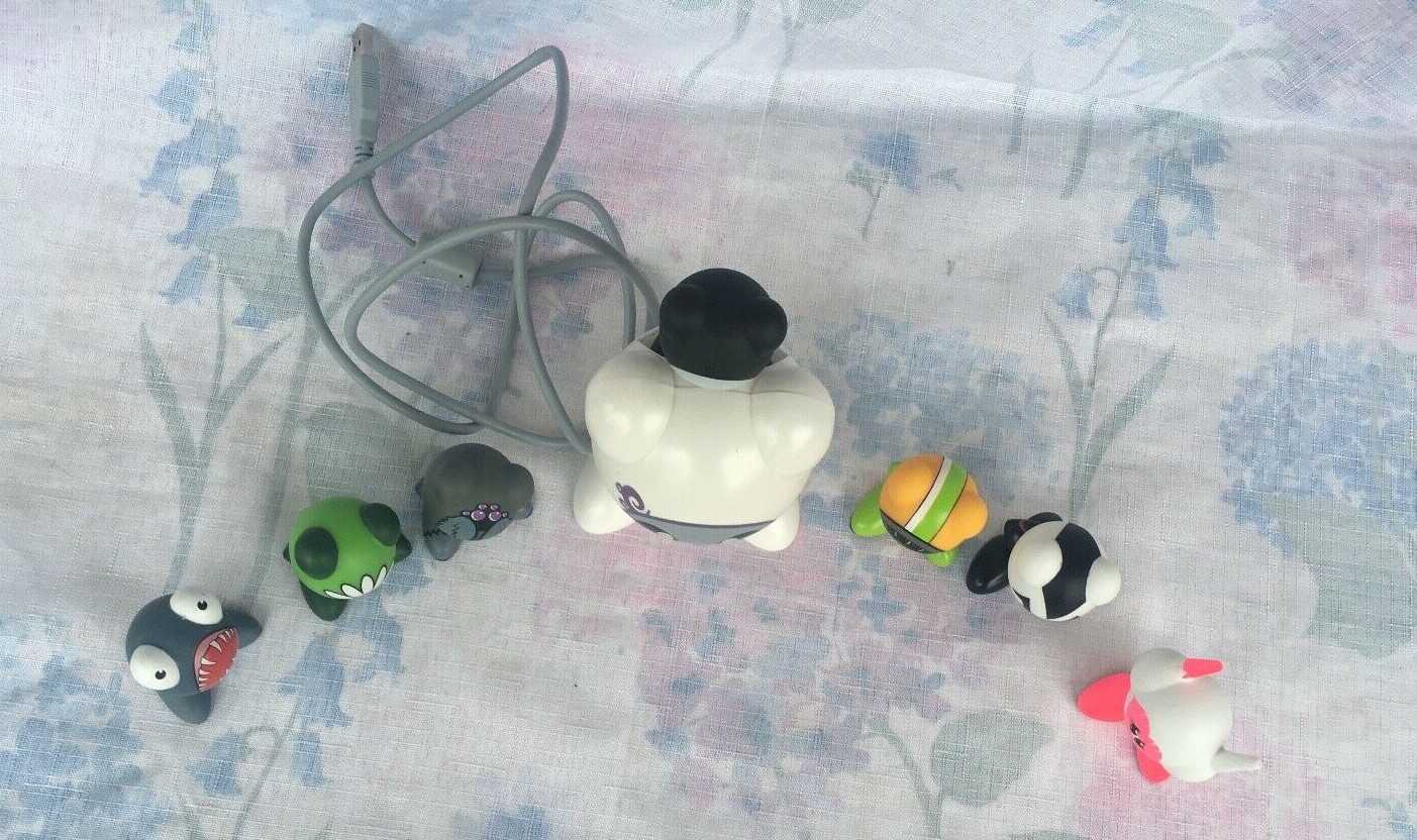 UB Funkeys Radica Lot of 7 Funkeys and 1 Port USB Hub Dock Base | eBay