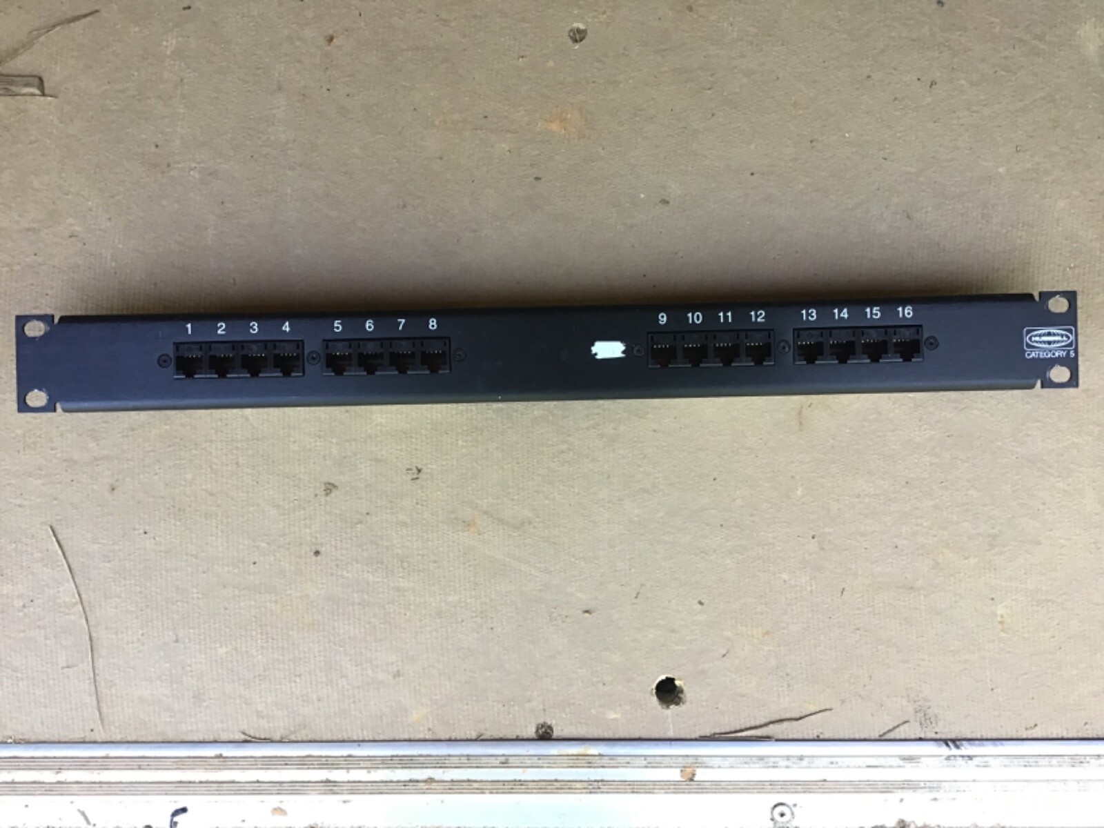 Hubbell Cat 5 16-Port Patch Panel (MCC5802110A19E) | eBay