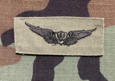 US Army Basic Aircrew Badge BDU Sew-On Aviation OD Green | eBay