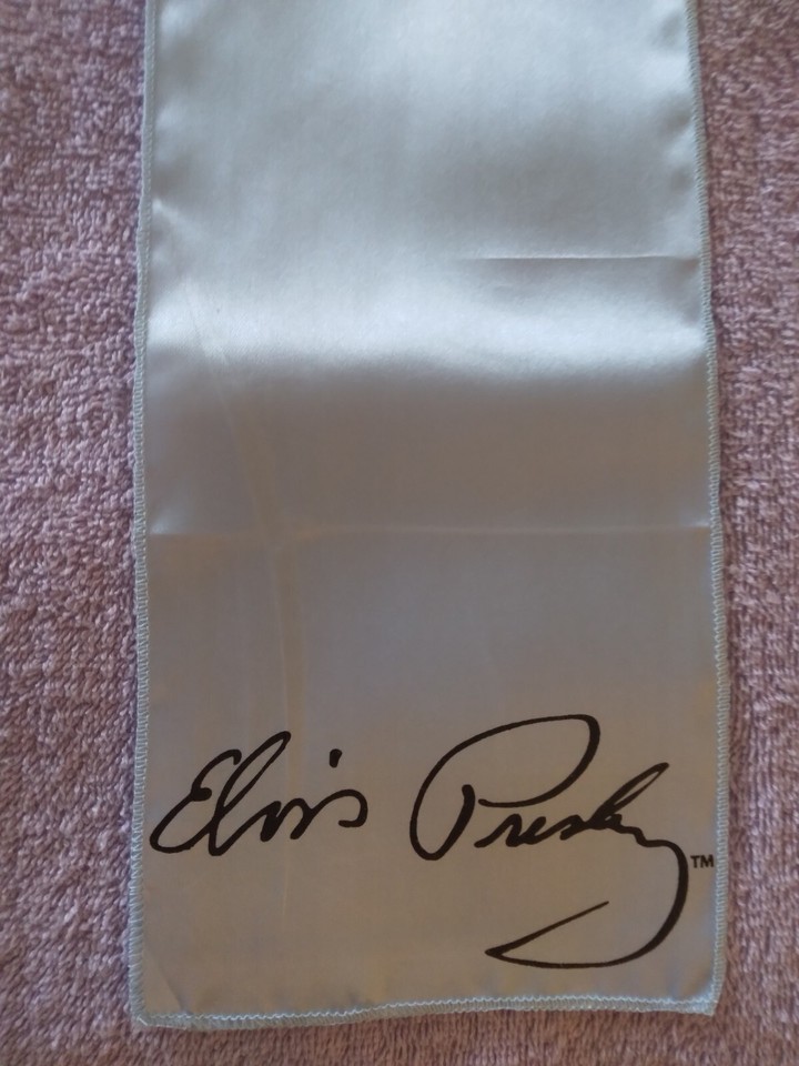 ELVIS PRESLEY SIGNATURE BLUE SCARF CONCERT STYLE NEW | eBay