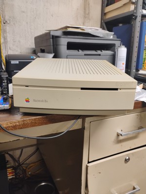 Vintage 1990 Apple Macintosh IIsi Computer For Parts Repair Sold As Is ...