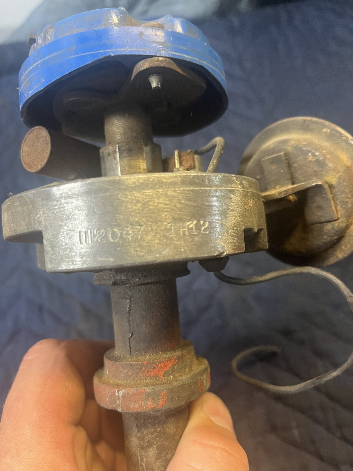 1971-72 Chevy Points Distributor 1112047 Camaro Chevelle Nova C10 ...