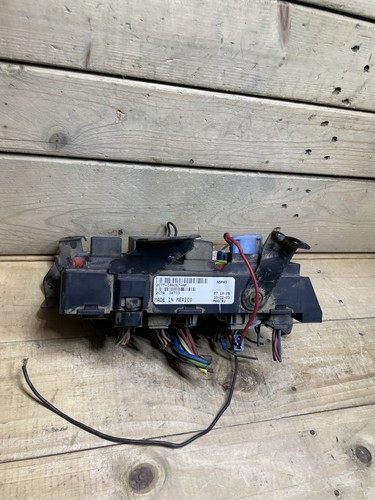 2002-2003 FORD F250 F350 Excursion Super Duty Fuse Box 2C7T-14A067-AP ...