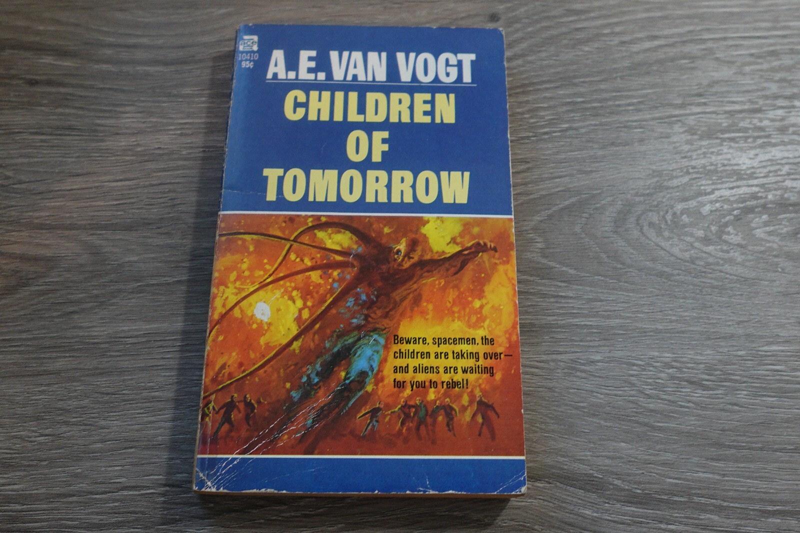 CHILDREN OF TOMORROW BY A.E. VAN VOGT RARE ACE PB INSCRIBED BY VAN VOGT ...