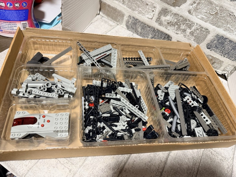 Pre Owned LEGO MINDSTORMS: Dark Side Developer Kit (9754) Micro Scout ...