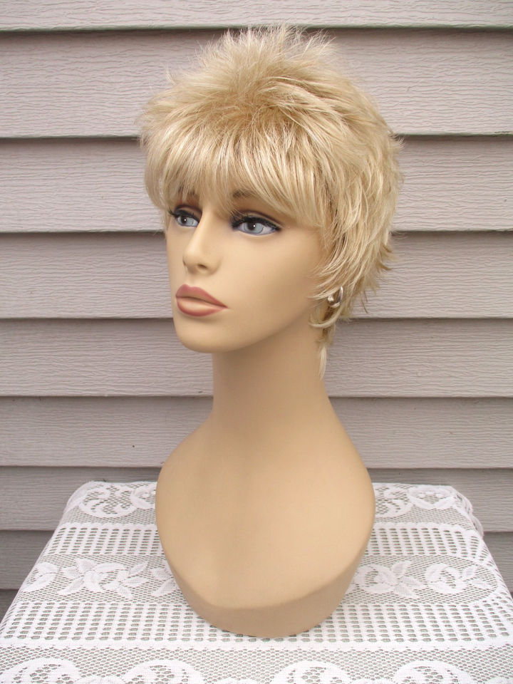 Estetica ? SPIKY MYSTERY WIG Size MINI PETITE ? R26/613 GOLDEN BLOND ...