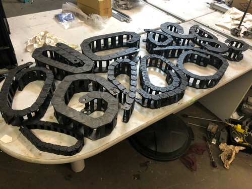 LARGE LOT IGUS Cable Carrier Track Energy Chain MIXED SIZES GREAT ...