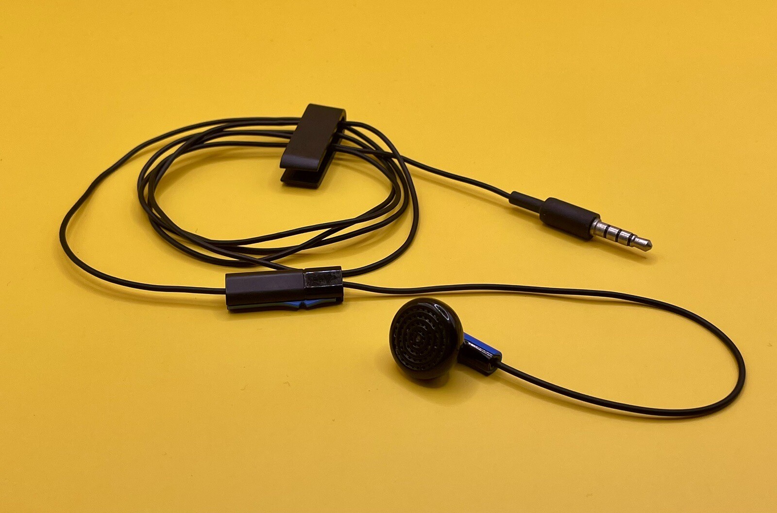 Official OEM Original Sony Playstation 4 PS4 Mono Chat Earbud Headphone ...