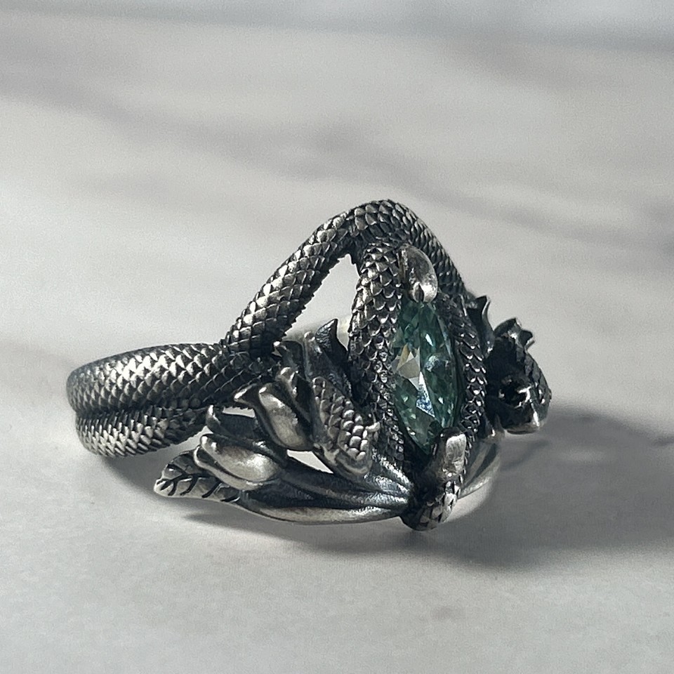Ring Of Aragorn LOTR Ring Of Barahir, Silver W/ Green Moissanite Ring ...