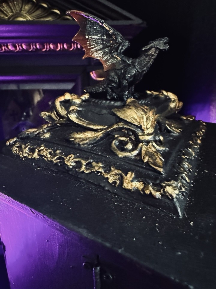 Diorama Vintage Picture Box, Halloween, Gothic Witchy Trinkets Diorama ...