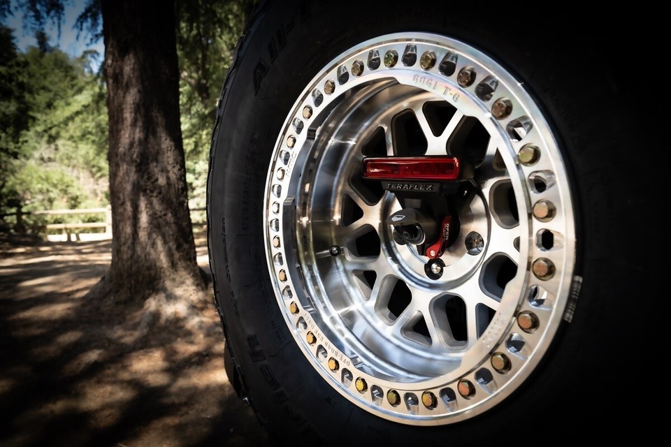 Set 4 KMC KM235 Grenade Crawl Beadlock 17x9 5x5 Machined Wheels 17 ...