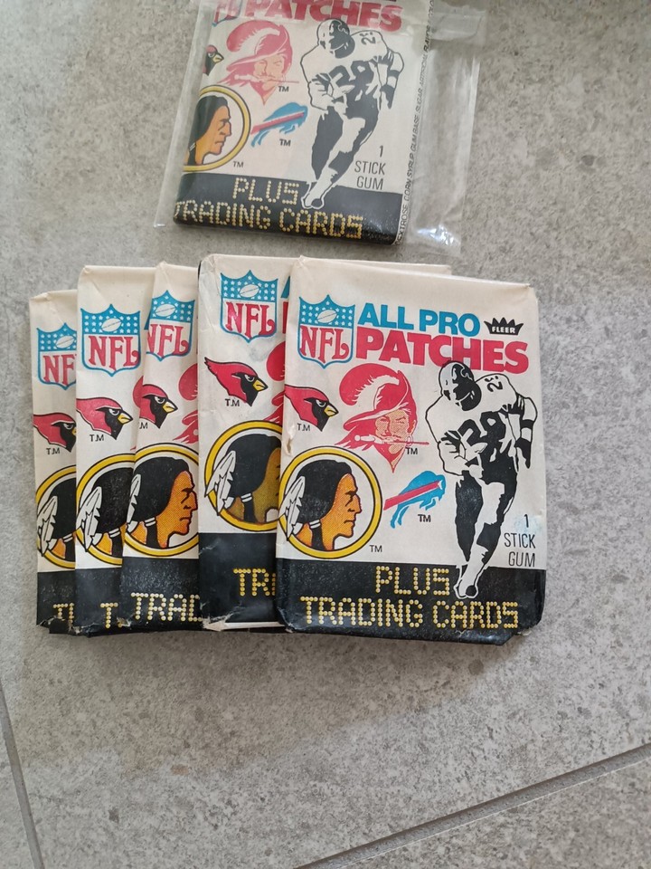 1977 Fleer Team Action Football Complete Set + Wax Pack, Wrappers, Box ...