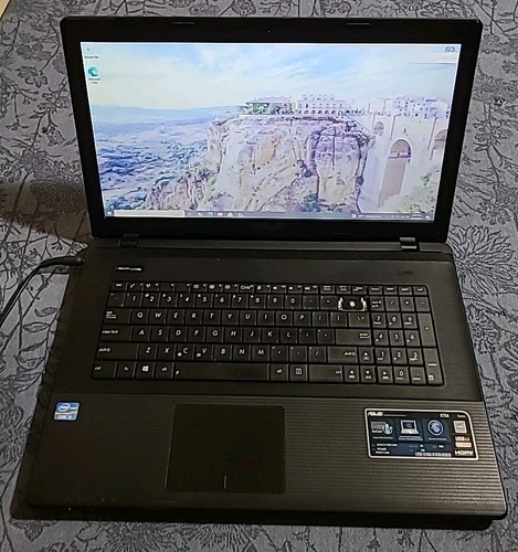 Asus X75A-DH32 17.3" Intel i3-3110M 2.4GHz 8GB 1TB HDD W10P (Bad ...