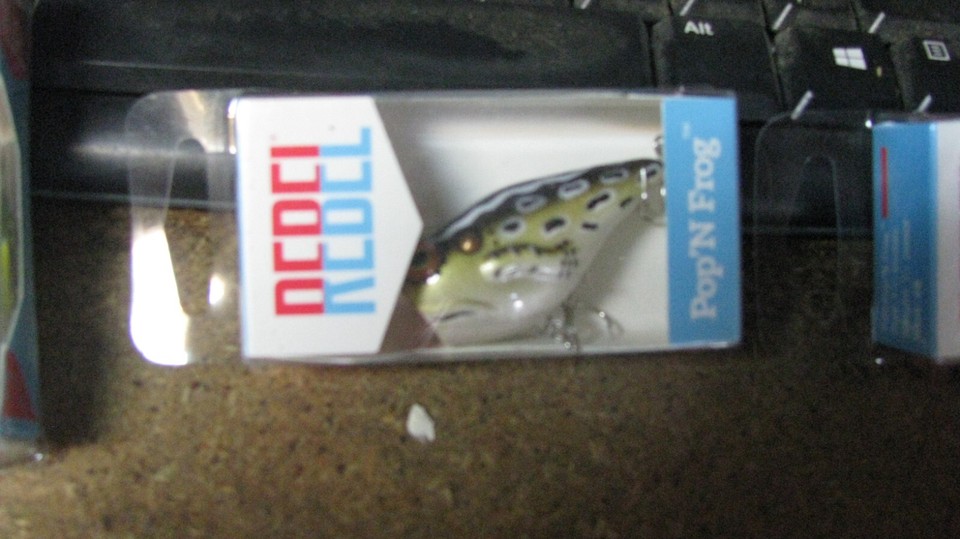 Rebel topwater, Pop n frog", 3 ct, 3 colors, free shipping | eBay