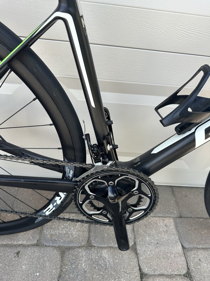 Giant Defy Advanced Carbon Road Bike M/L Frame 56-58cm | eBay