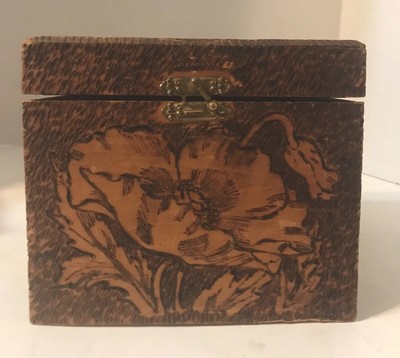 Boxes - Pyrography Flemish Art