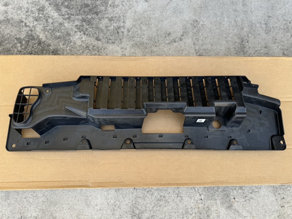 2020 - 2023 GM Acadia Genuine Intake Air Splash Shield 84218423 - Brand ...