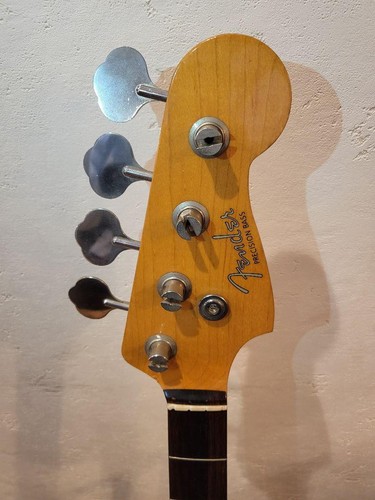Fender bass Precision made by Fujigen Musical Instruments | eBay
