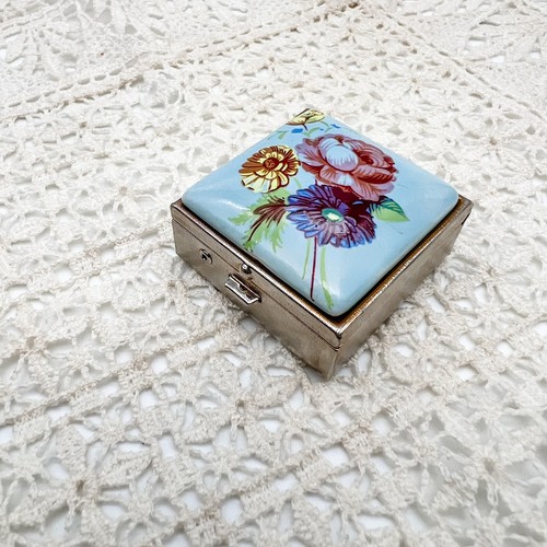 VTG Enameled Pill Box Floral Design on Blue for Purse Handbag Travel | eBay