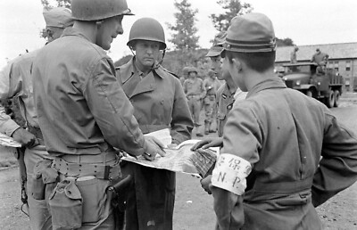WW2 WWII Photo World War Two /Japanese Personnel Surrender at Honshu ...