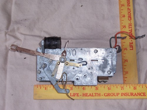 Vintage 5 10 Cent Vending Machine Coin Mechanism Candy Pop Vendo Stoner ...