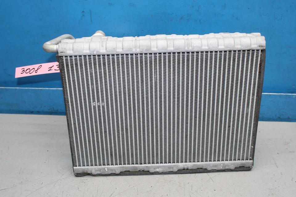 Air-conditioning evaporator with expansion valve S3724006 Y2844001 ...
