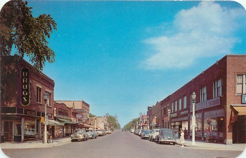 RACINE WISCONSIN WASHINGTON AVENUE VINTAGE STREET SCENE POSTCARD VIEW ...