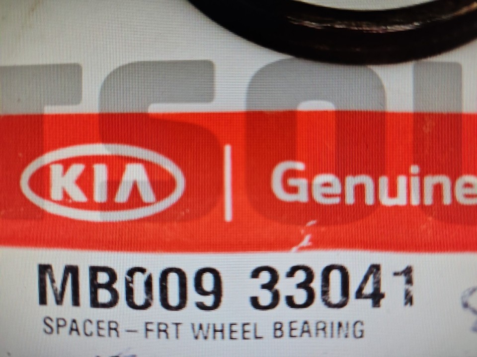 MB009 33041 OEM KIA SPACER FWHLBRGNO9 | eBay