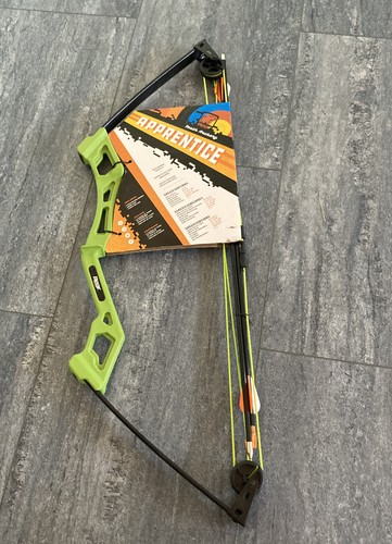 Brand NEW! Bear Apprentice Bow Set Flo Green Rh | eBay