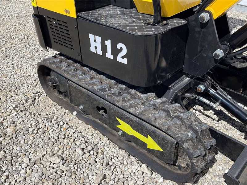 AGT 13.5HP Briggs & Stratton Engine H12 Mini Excavator 65" Max Digging ...