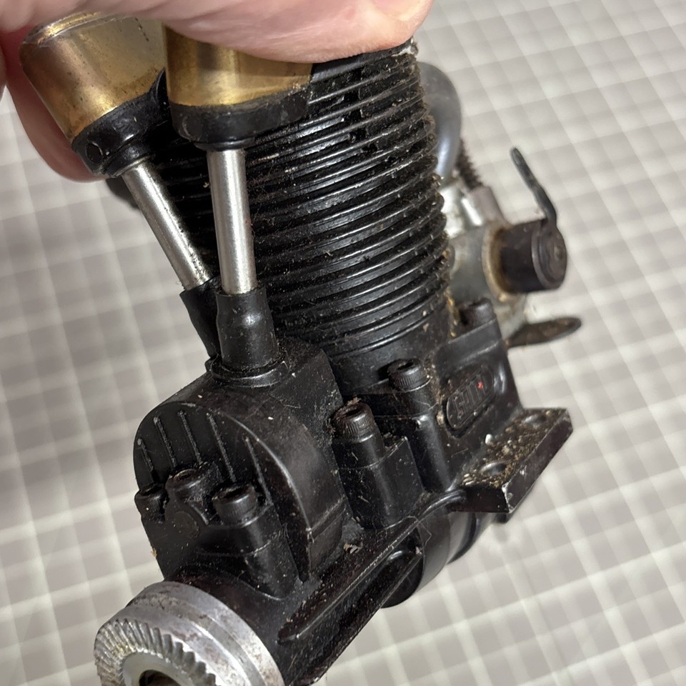 Vintage Model Airplane Engine, Saito FA-91 Engine For Parts Or Project ...