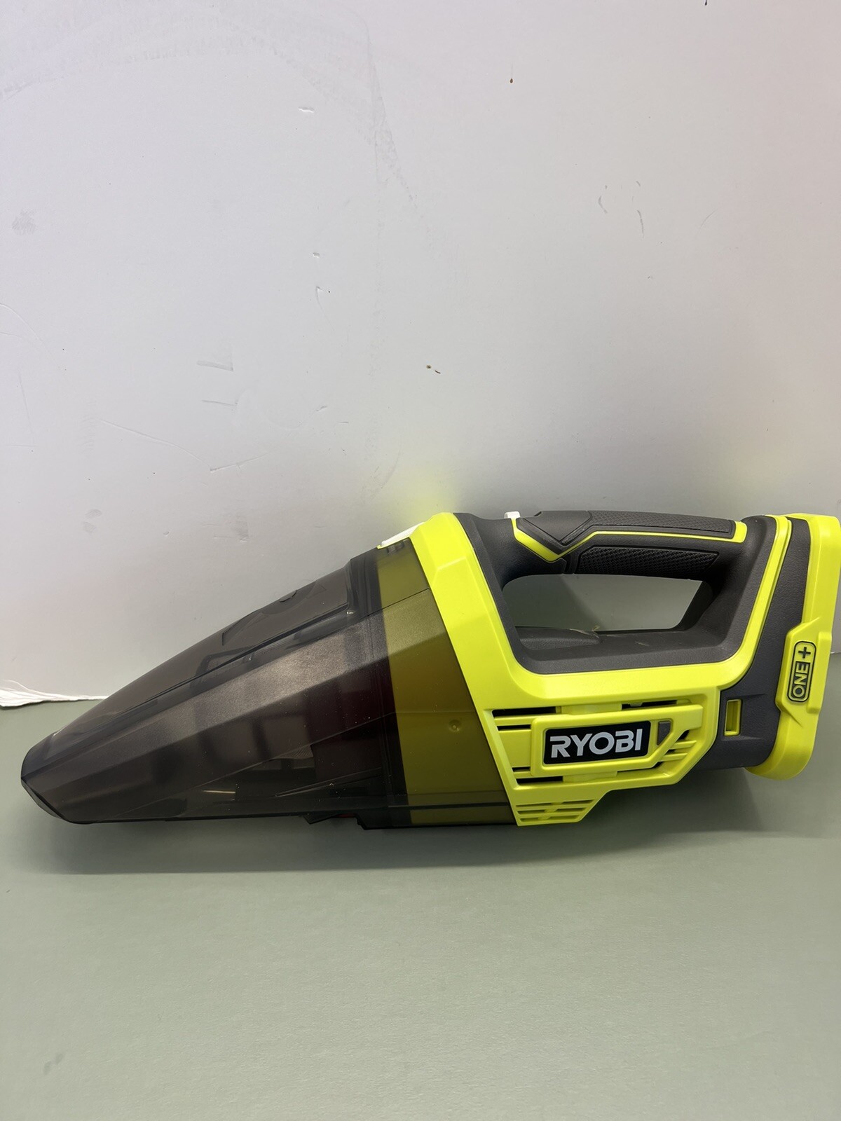 RYOBI ONE+ P7131 18V CORDLESS HAND VACUUM NEW (TOOL ONLY) BLEMISH READ ...