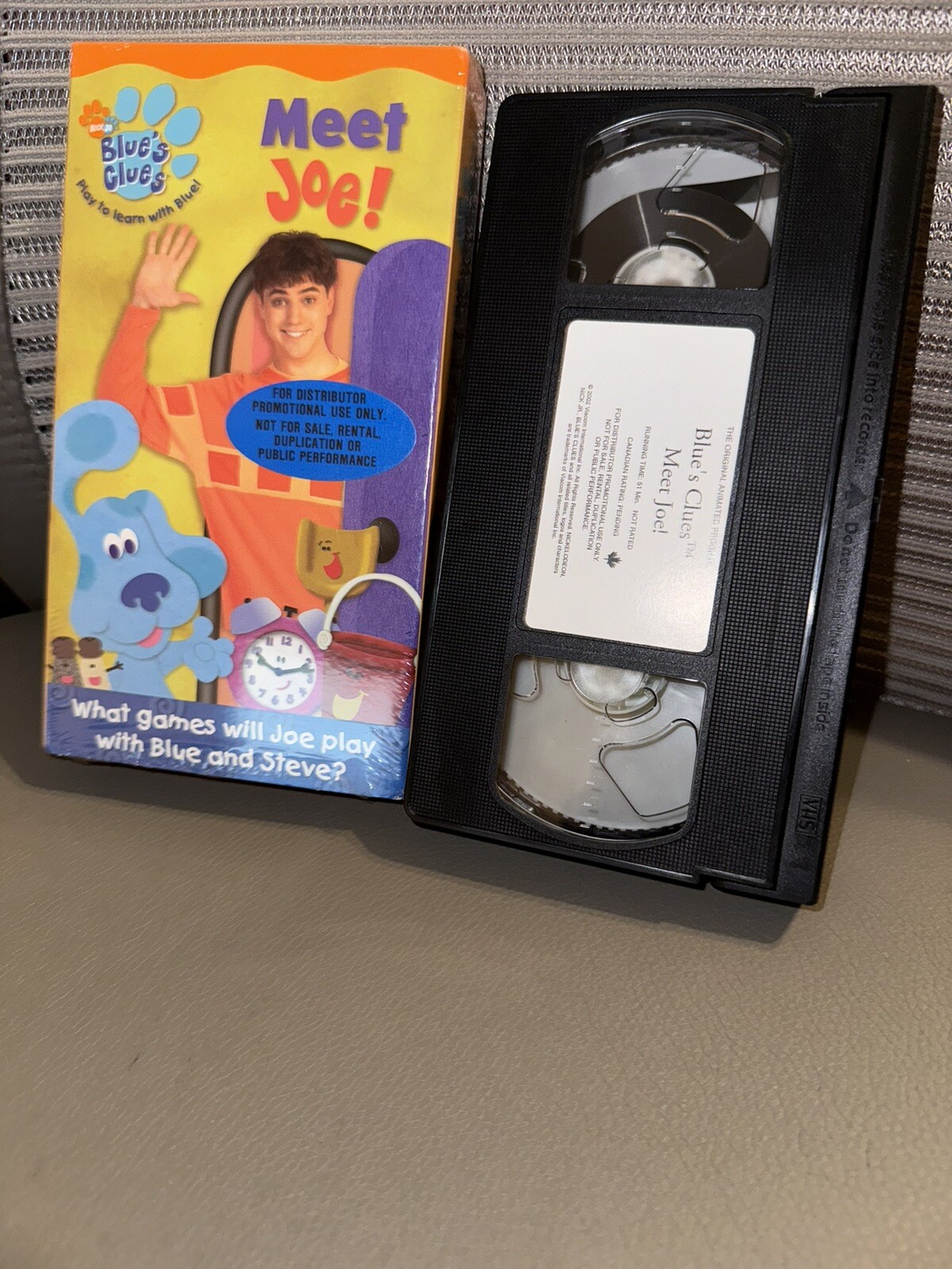 Blues Clues Meet Joe VHS Tape 2002 What Games Will Joe Play With Blue ...