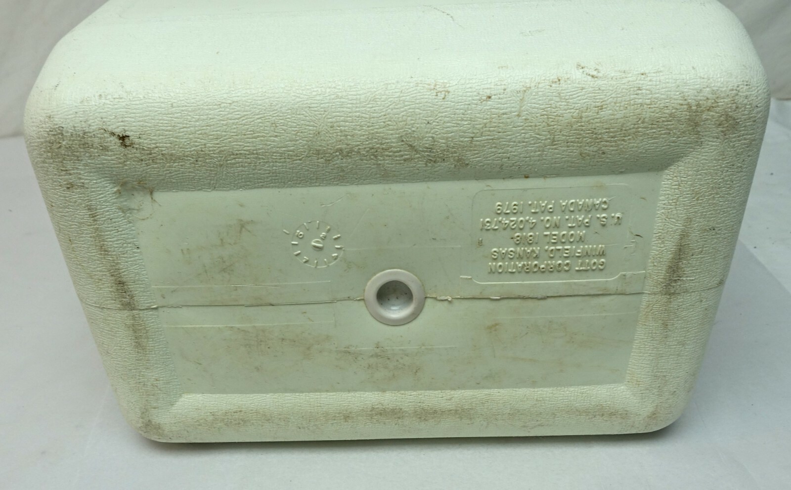 Gott Tote 18 ~ Vtg Personal Cooler Red White Ice Chest 18 Qt Camping ...