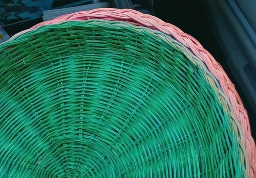 Vtg Wicker Rattan Paper Plate Holders LOT 6 Red 4 Green Picnic Basket ...