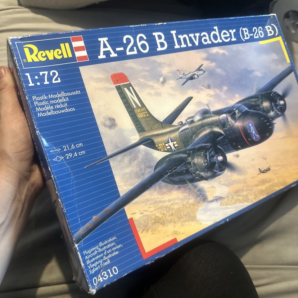 REVELL #*04310 A-26 Invader (B-26 B) 1/72 SCALE Model Plane New In Box ...