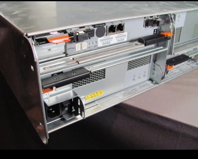 IBM DS4700 16 Slot Drive Module 1814-70H with Power Supplies ...