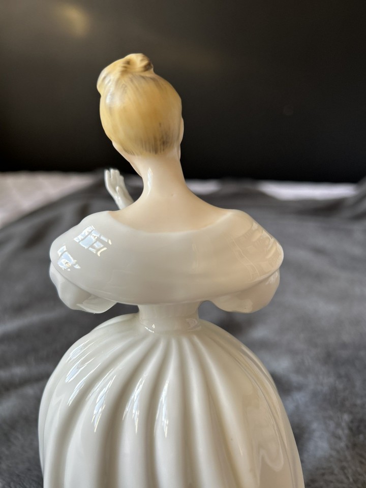 Royal Doulton "DENISE" 1986 figurine by Peggy Davies HN2477 | eBay