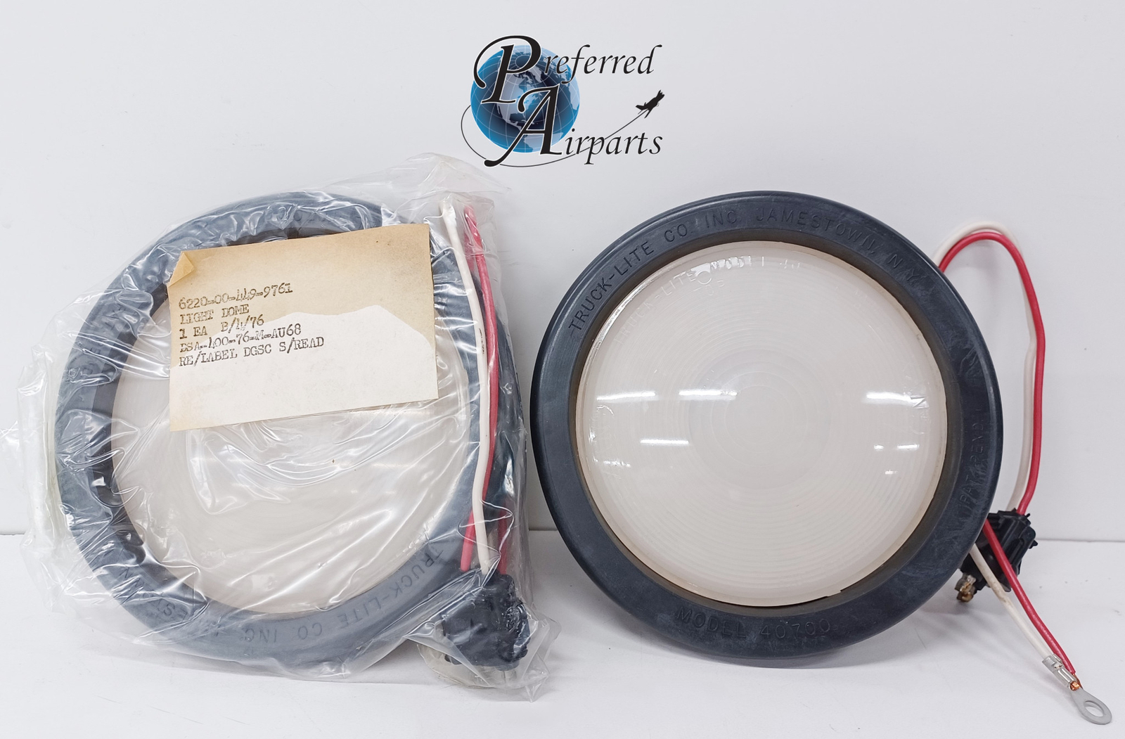 Lot of 2 New Truck-Lite Model 40 Dome Light Assemblies, NSN 6220-00-449 ...