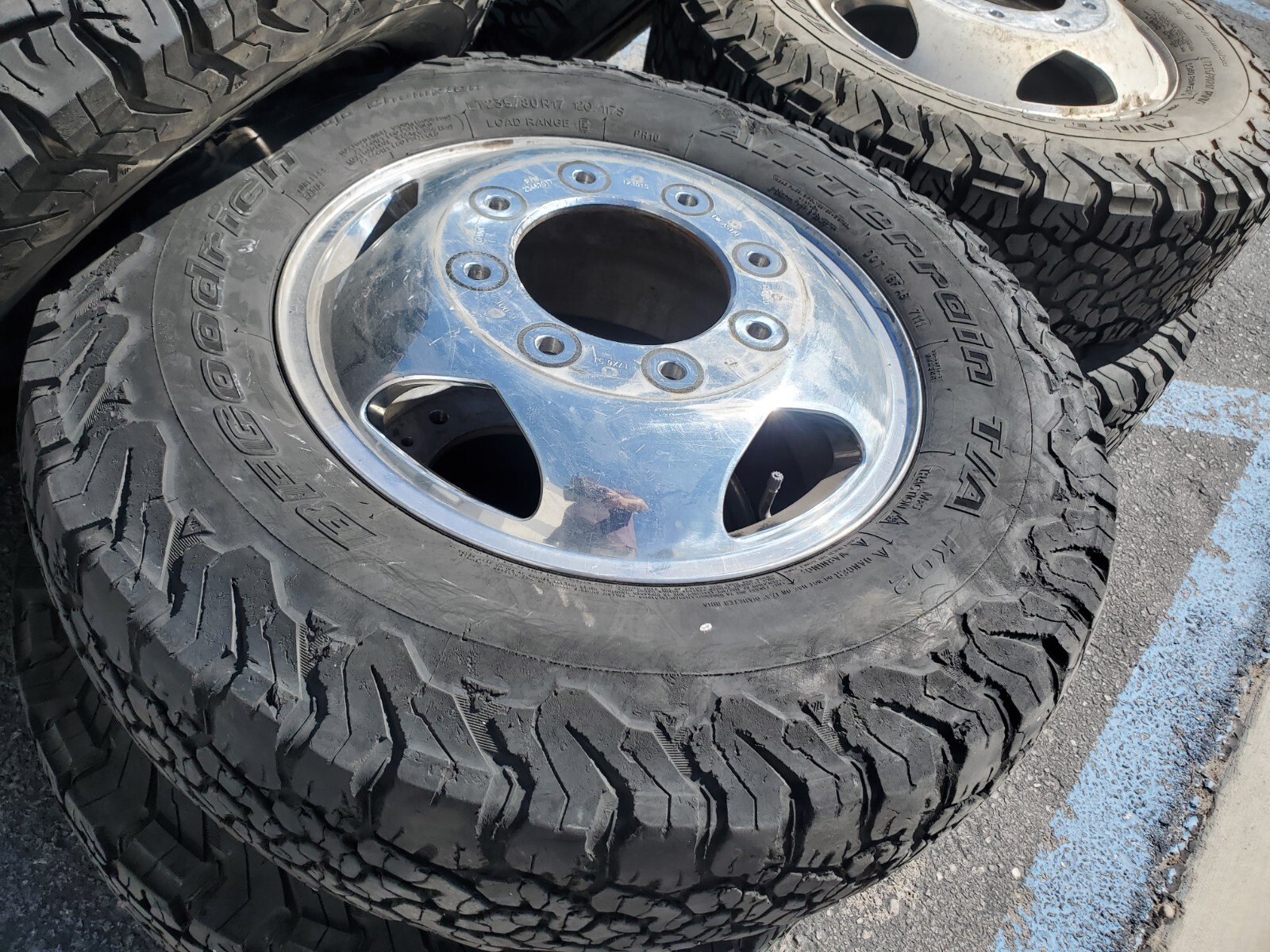 17" GMC SIERRA HD 3500 DUALLY DRW WHEELS BFG KO2 A/T TIRES OEM CHEVY ...