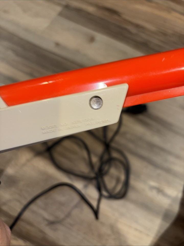 Nintendo Zapper 1985 NES-005 | eBay