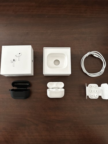 Apple AirPods Pro 1st Gen Charging Case W/ CASE, BOX, CABLE, AND TIPS ...