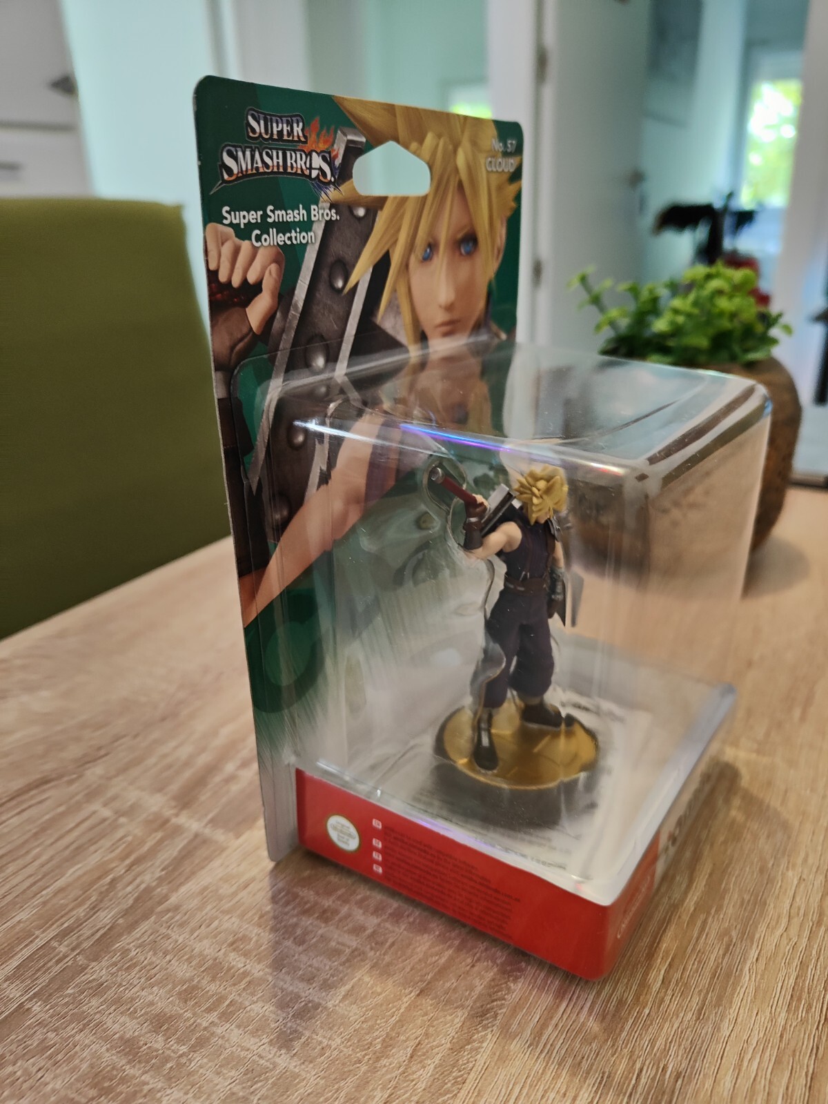 Nintendo amiibo Super Smash Bros. Final Fantasy VII - Cloud Strife (57) Figura Interactiva Toys ...