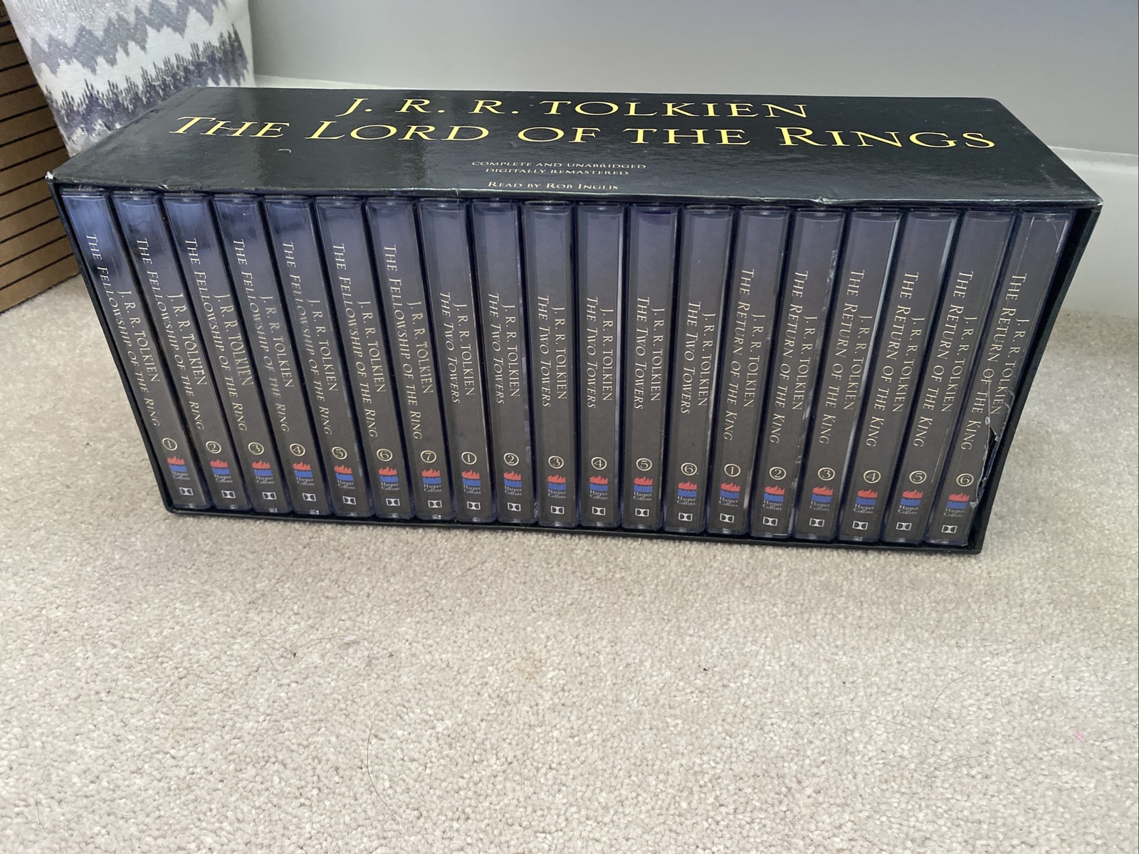 Lord Of The Rings Audio Books 38 Cassettes Read By Rob Inglis (Box Set ...